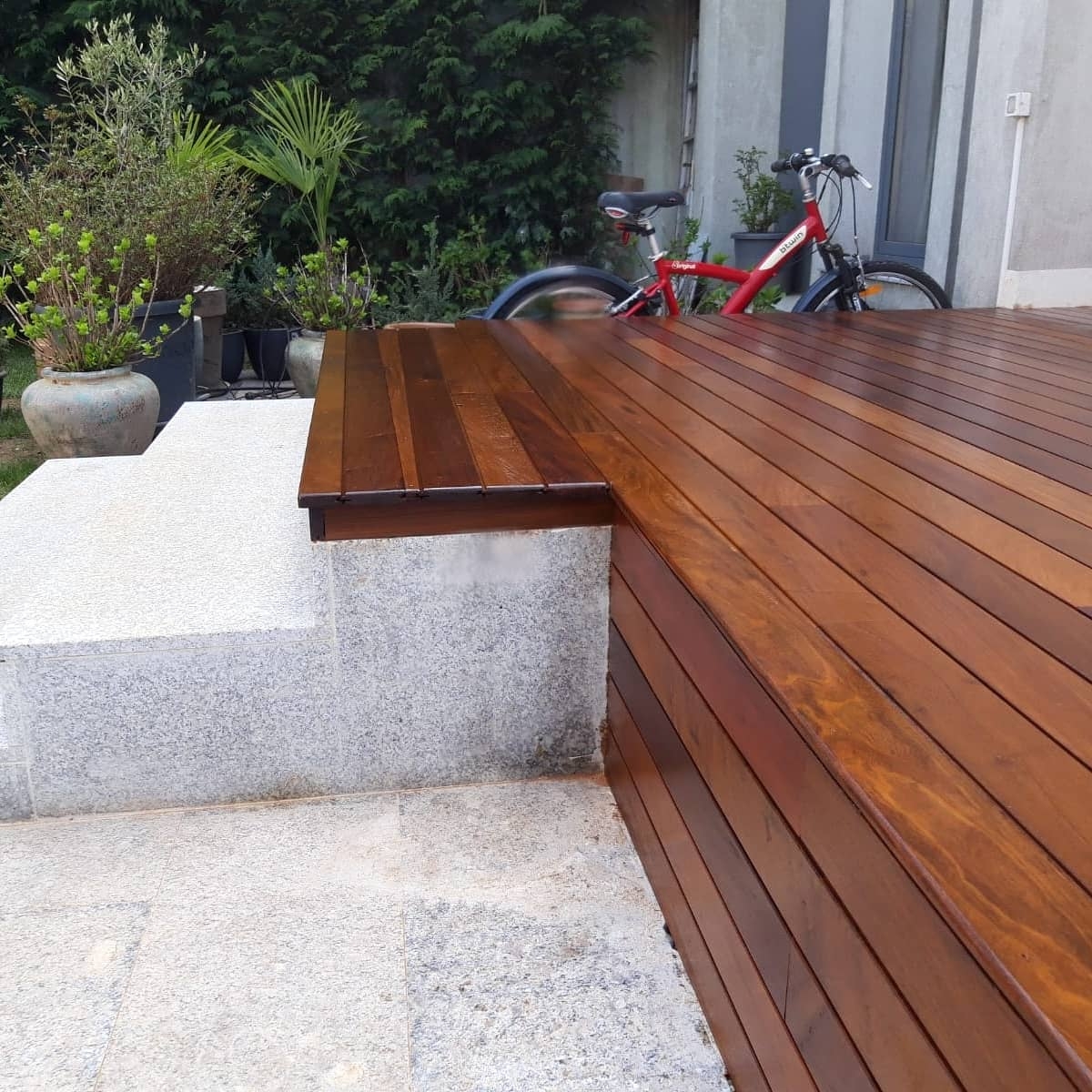 TERASA I.C BUCURESTI - Iconic Wood